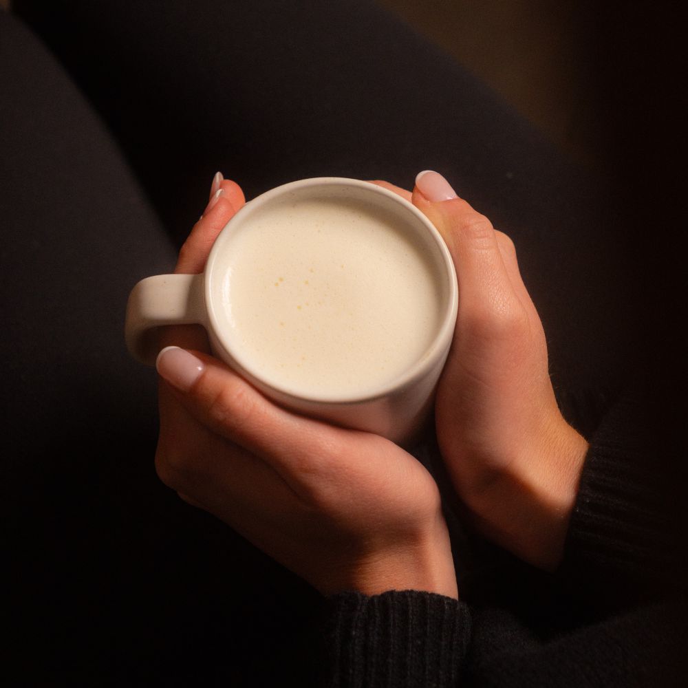 28% White Hot Chocolate Flakes - Knoops - Knoops UK